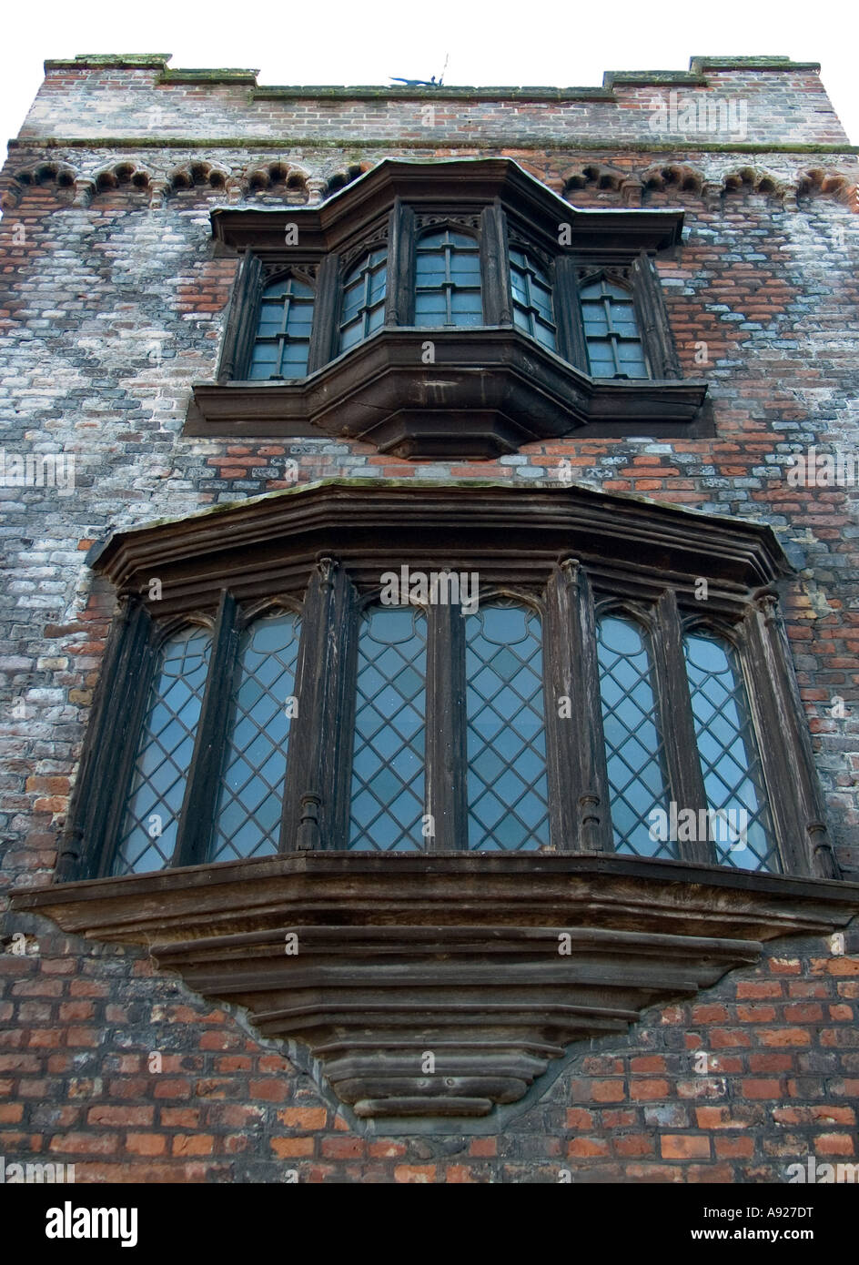 Diaper brickwork hi-res stock photography and images - Alamy