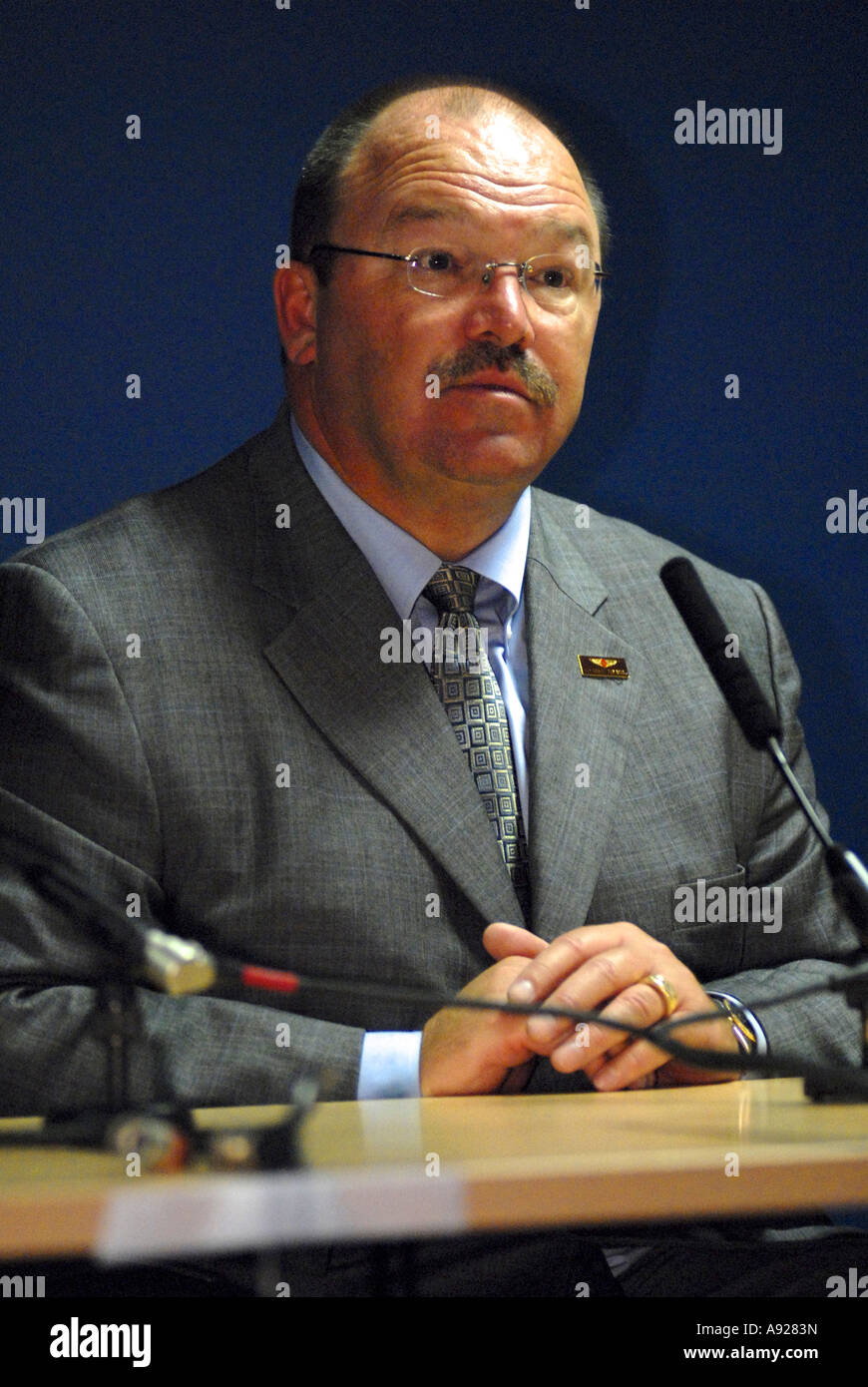 CEO of Bell Helicopters Michael A Redenbaugh at a Bell Boeing press ...