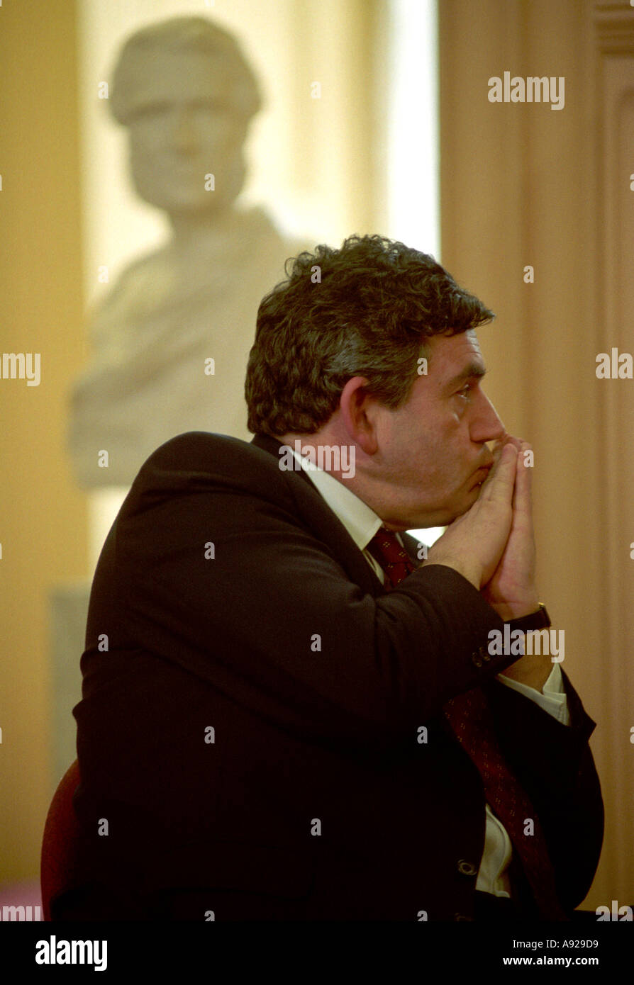 Gordon brown budget hi-res stock photography and images - Alamy