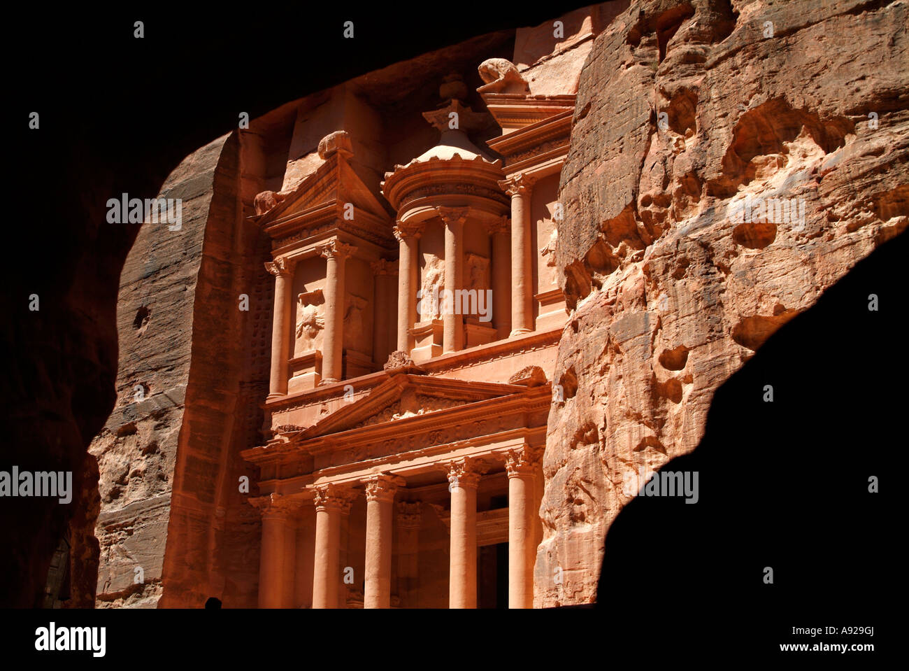 Petra inside al khazneh treasury hi-res stock photography and images ...