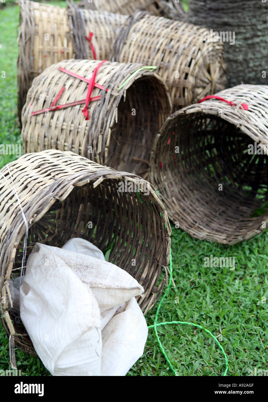 Sri lanka tea baskets hi-res stock photography and images - Alamy