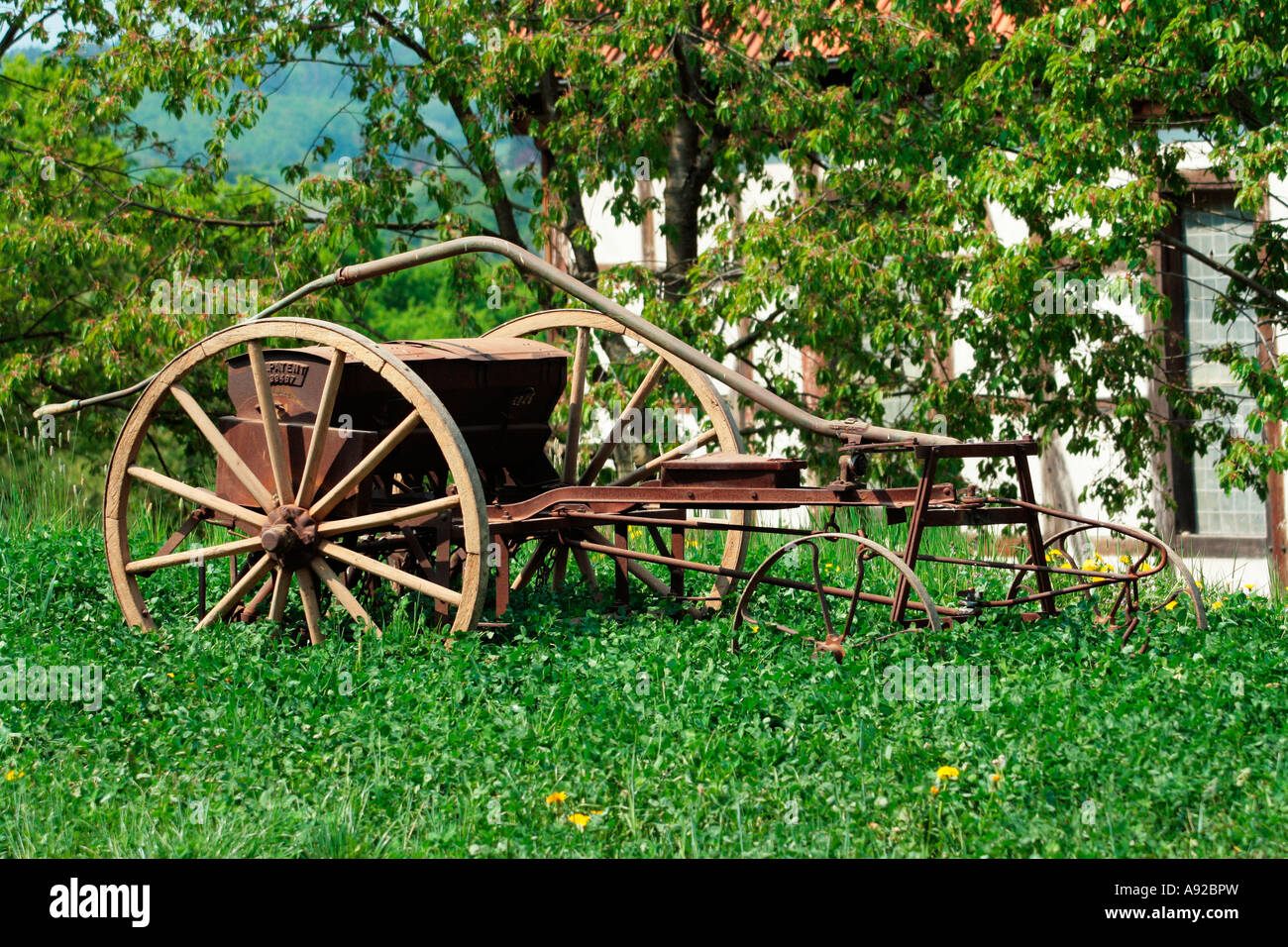 Sow machine hi-res stock photography and images - Alamy