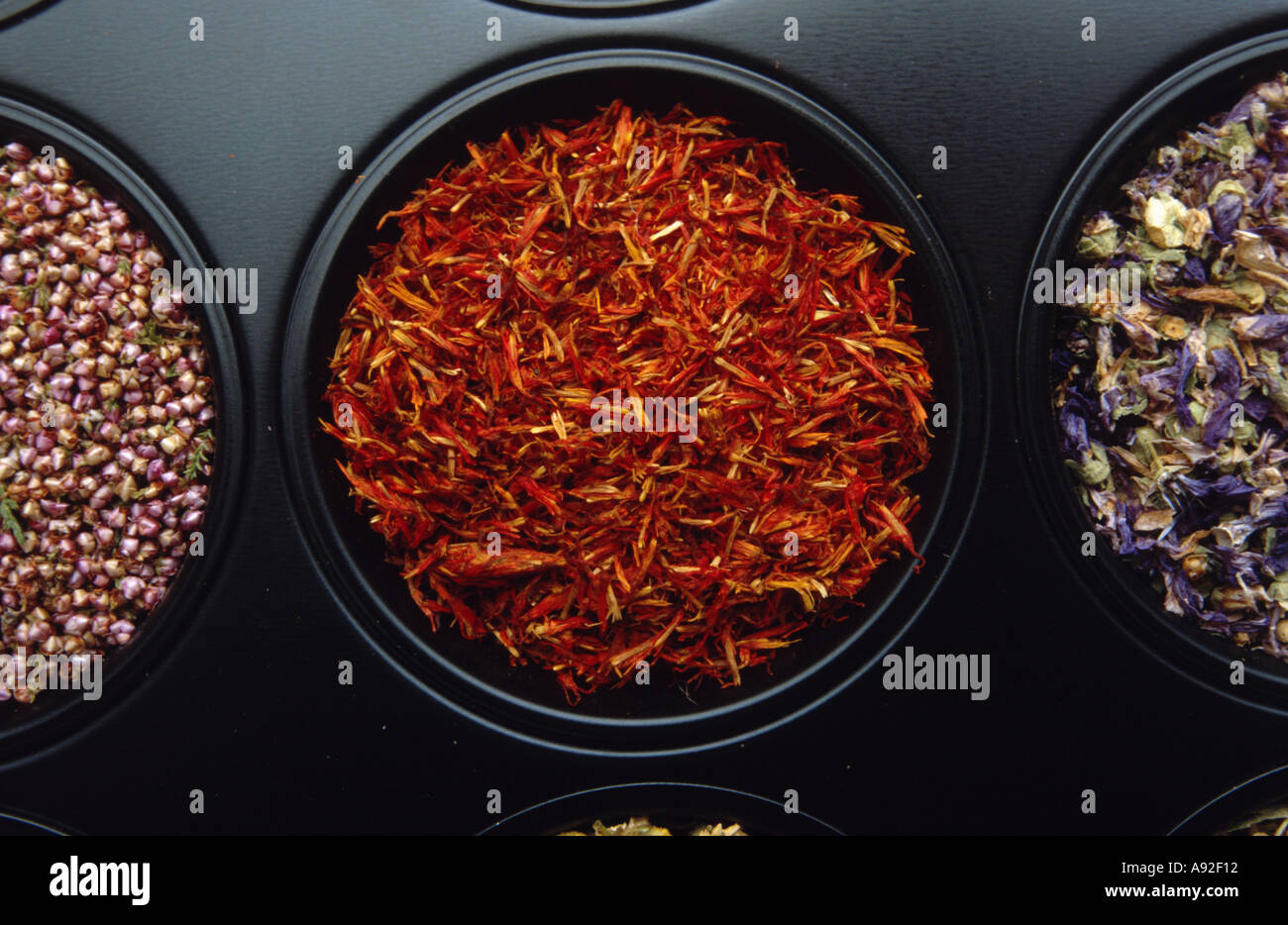 Saflor hi-res stock photography and images - Alamy