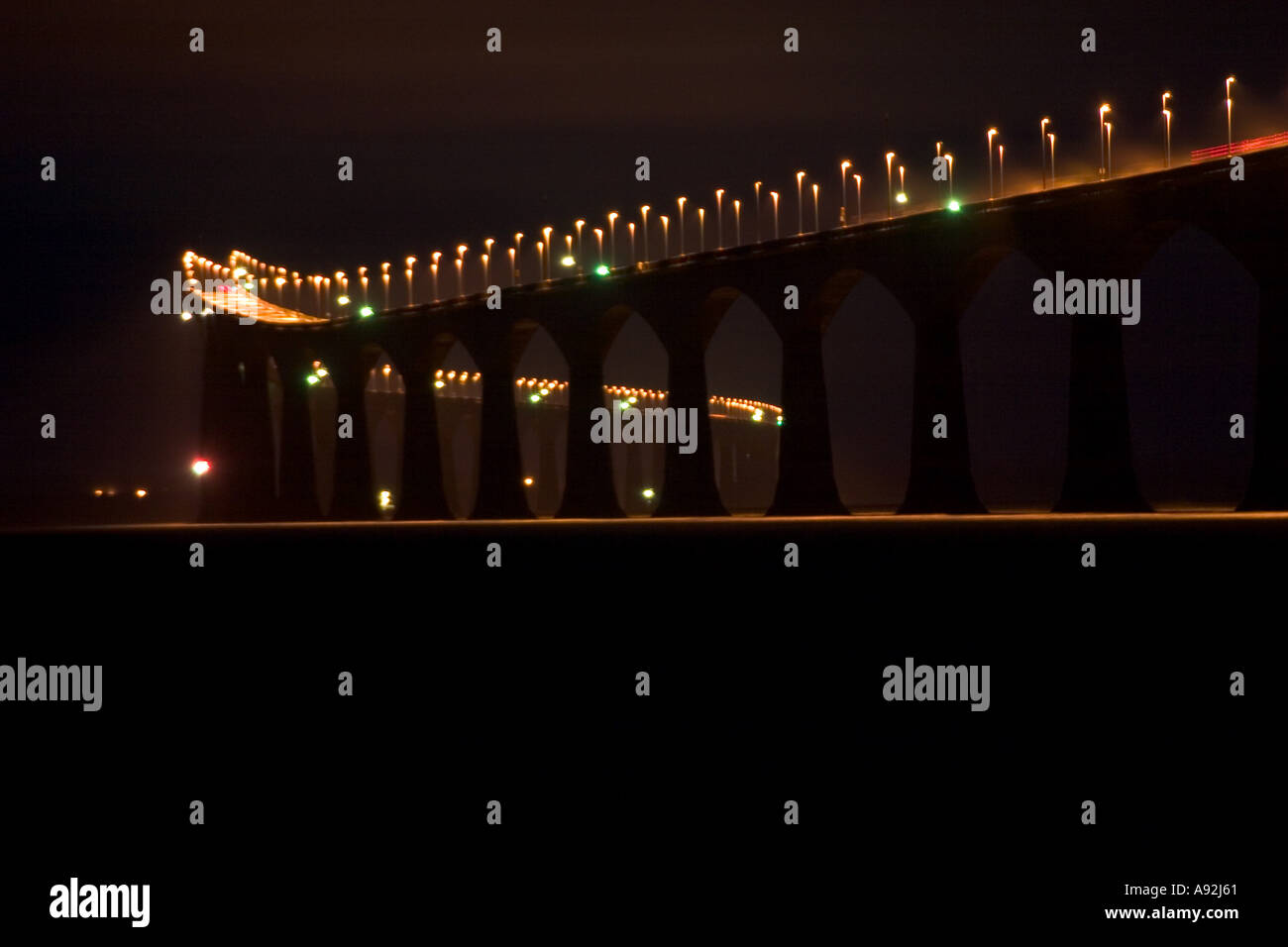Confederation bridge linking new hi-res stock photography and images ...