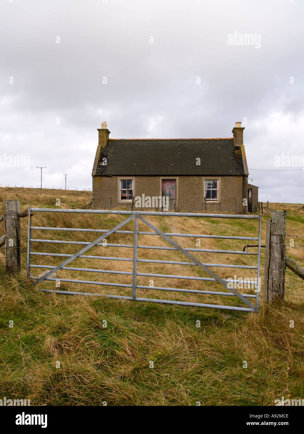 Abandoned croft house in the Western Isles of Scotland Stock Photo - Alamy
