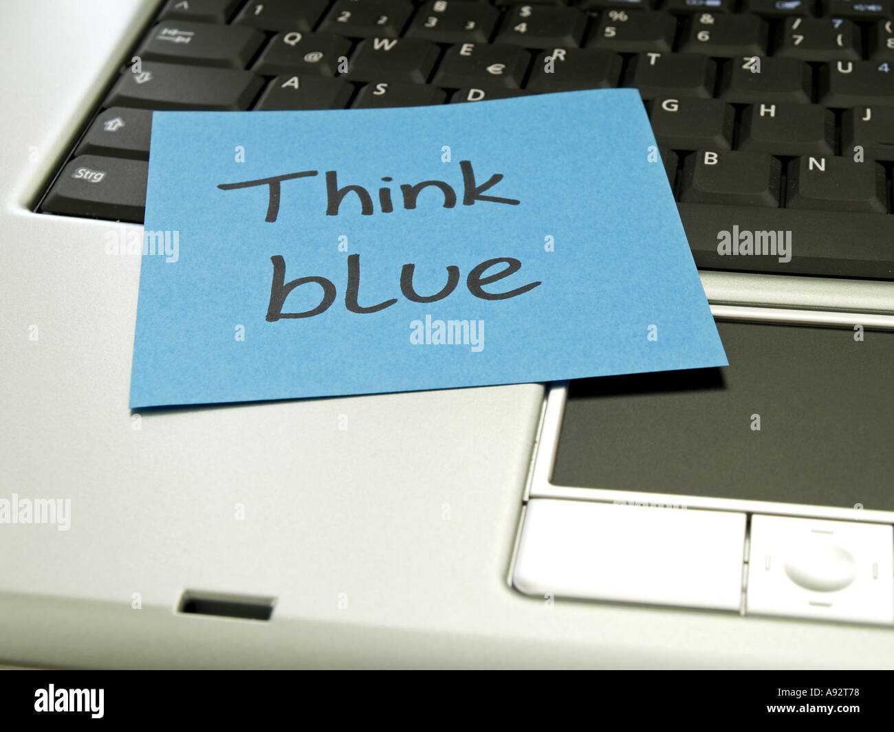 Blue office note memo keyboard hi-res stock photography and images - Alamy