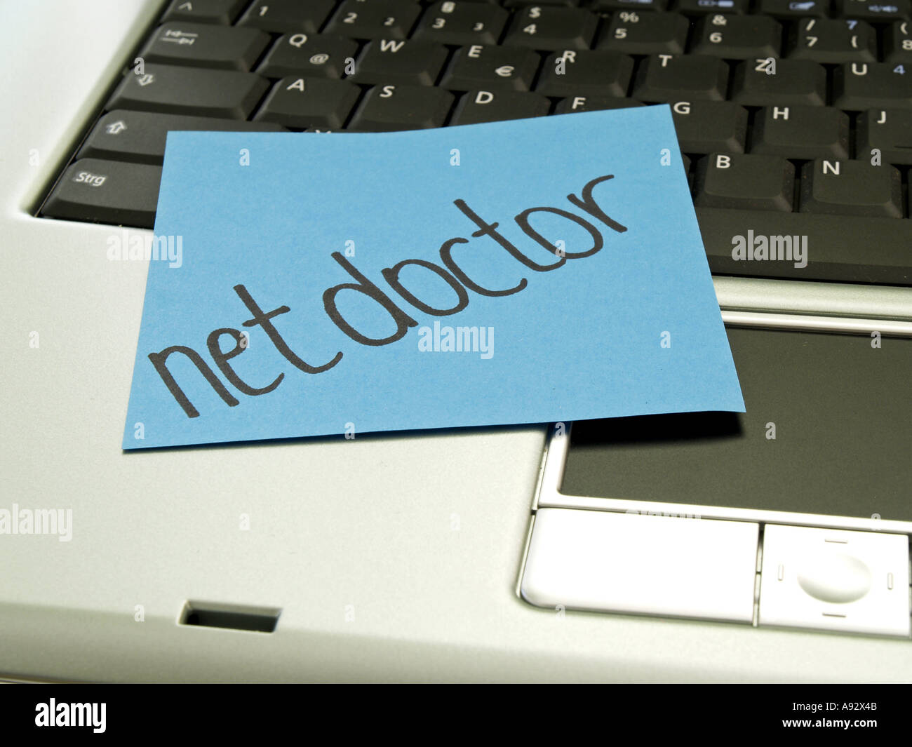 Doctors note pad hi-res stock photography and images - Alamy