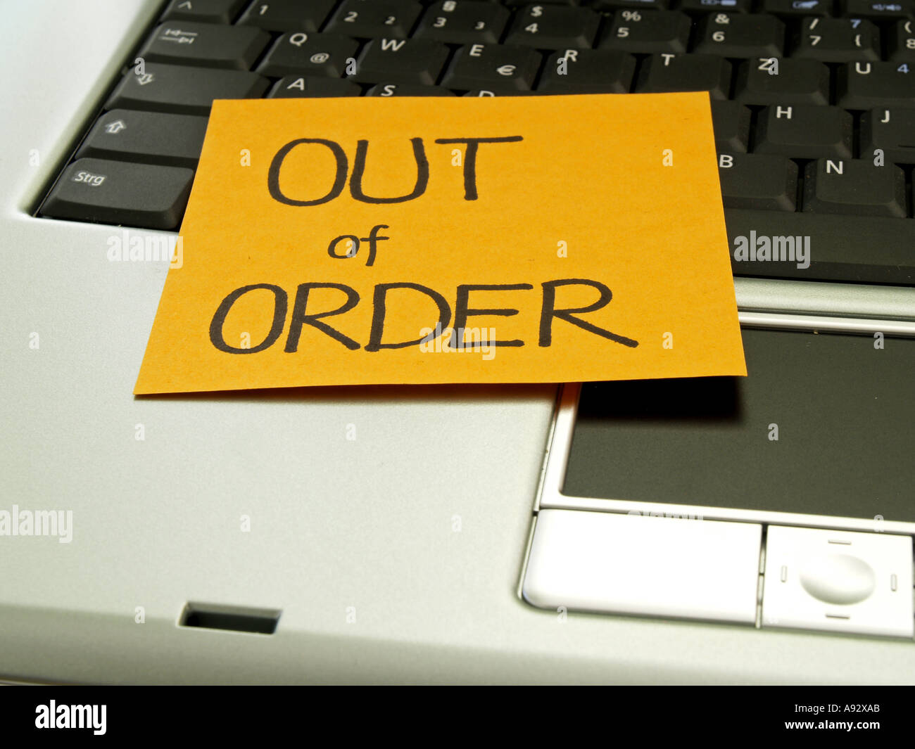 Out of order note hi-res stock photography and images - Alamy