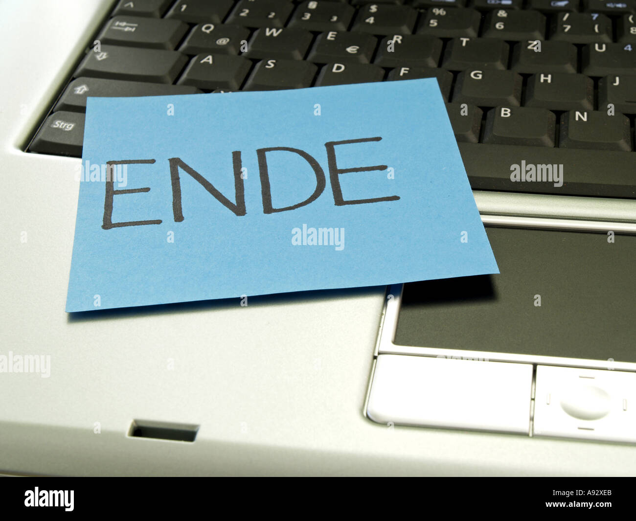 memo note on notebook, end Stock Photo - Alamy