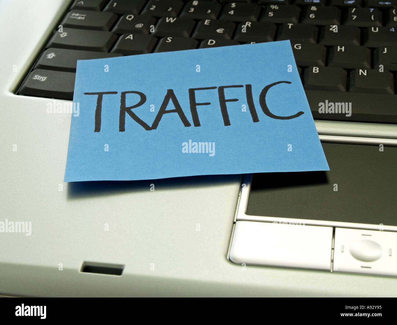 memo note on notebook traffic Stock Photo - Alamy