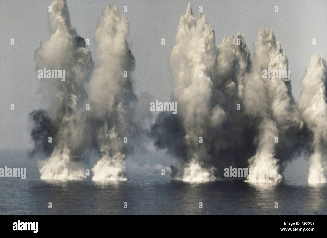 Practice bomb hi-res stock photography and images - Alamy