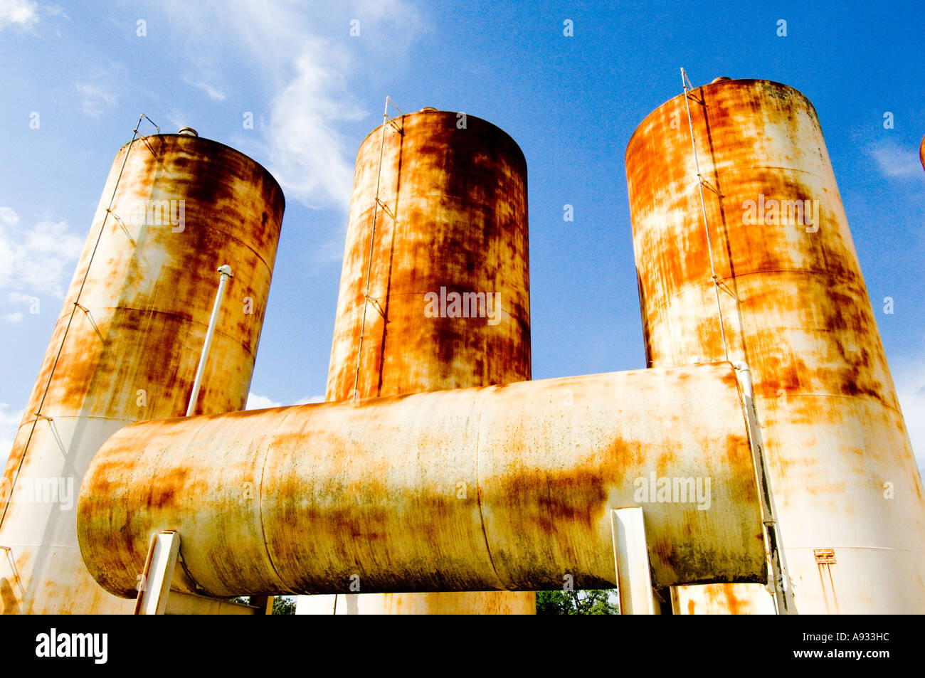 3 silos hi-res stock photography and images - Alamy