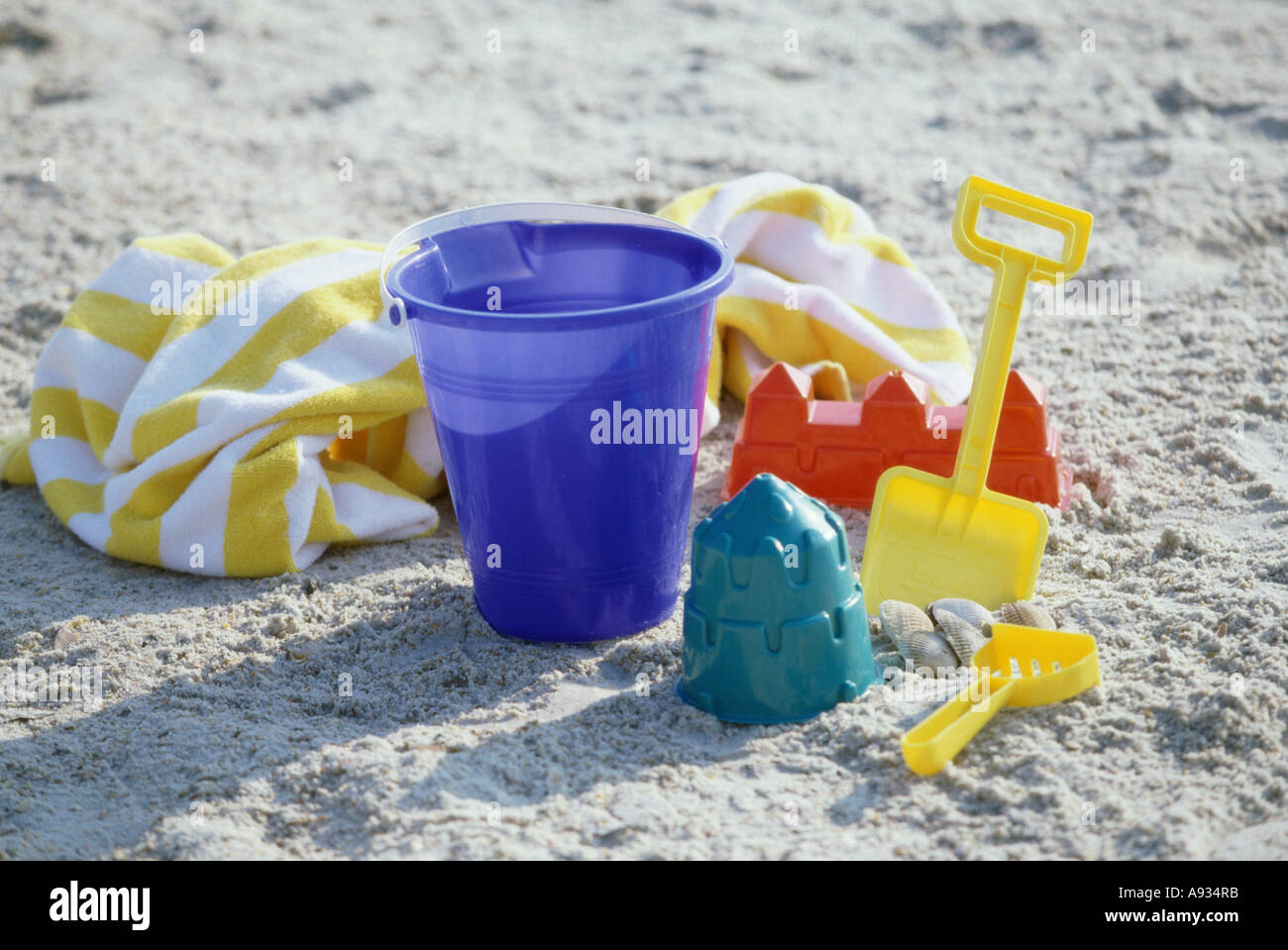 Striped pail hi-res stock photography and images - Alamy