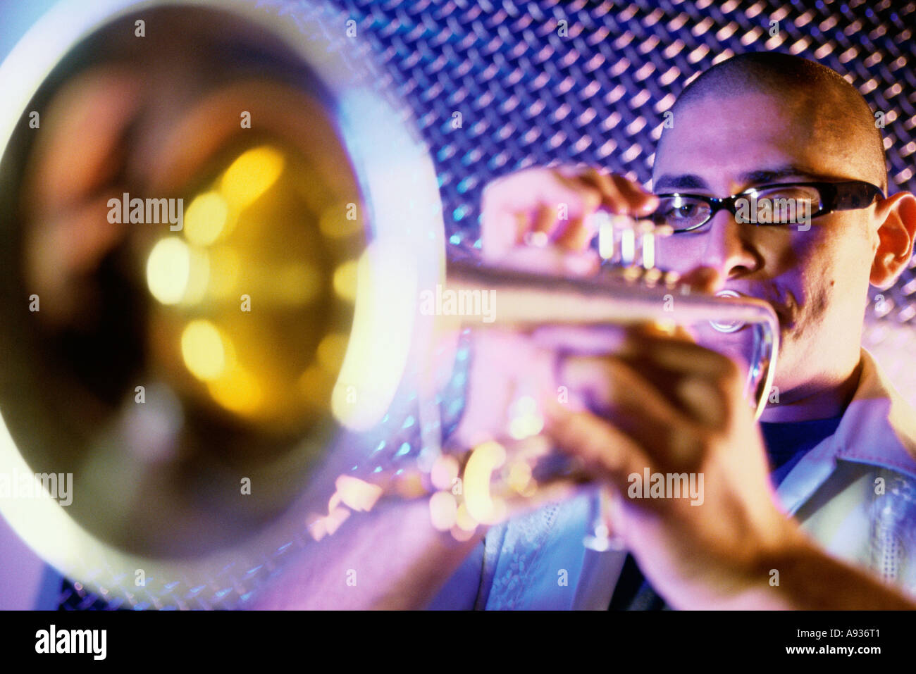 Playing trumpet hi-res stock photography and images - Alamy