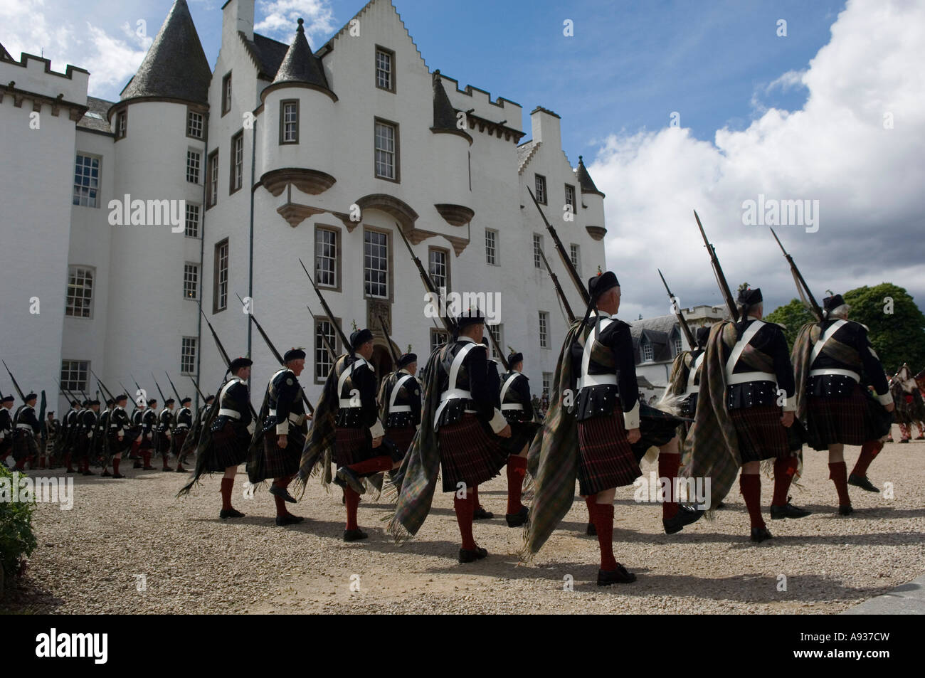 Atholl Highlanders at Blair Castle Stock Photo - Alamy