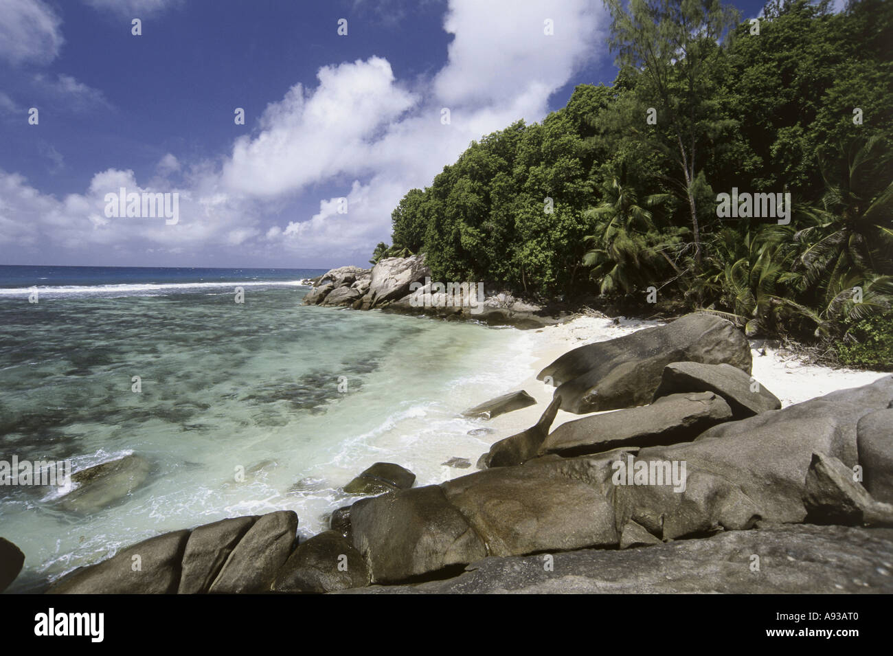 Pirate Cove Moyenne Island Seychelles Stock Photo - Alamy