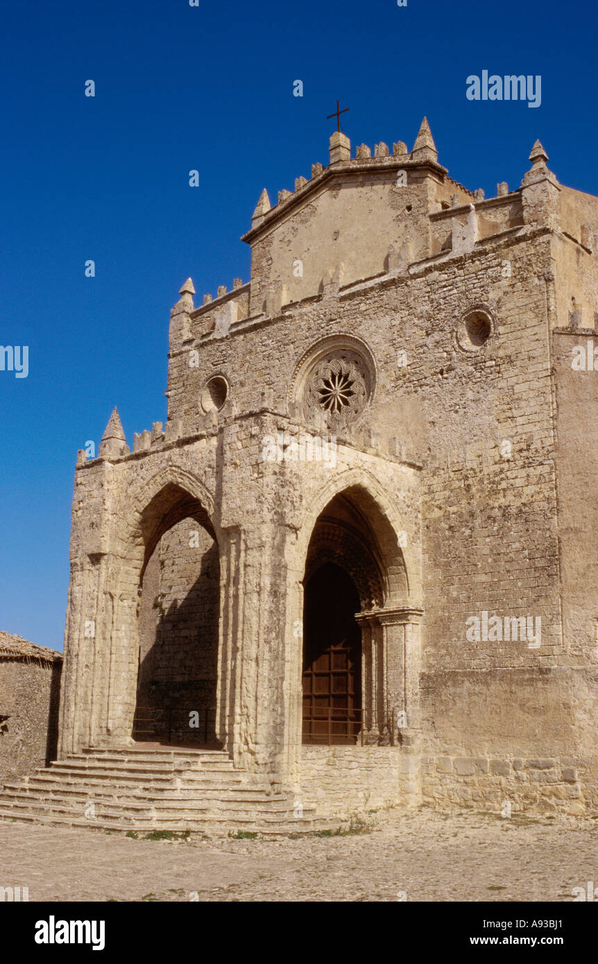 Cathedral matrice hi-res stock photography and images - Alamy