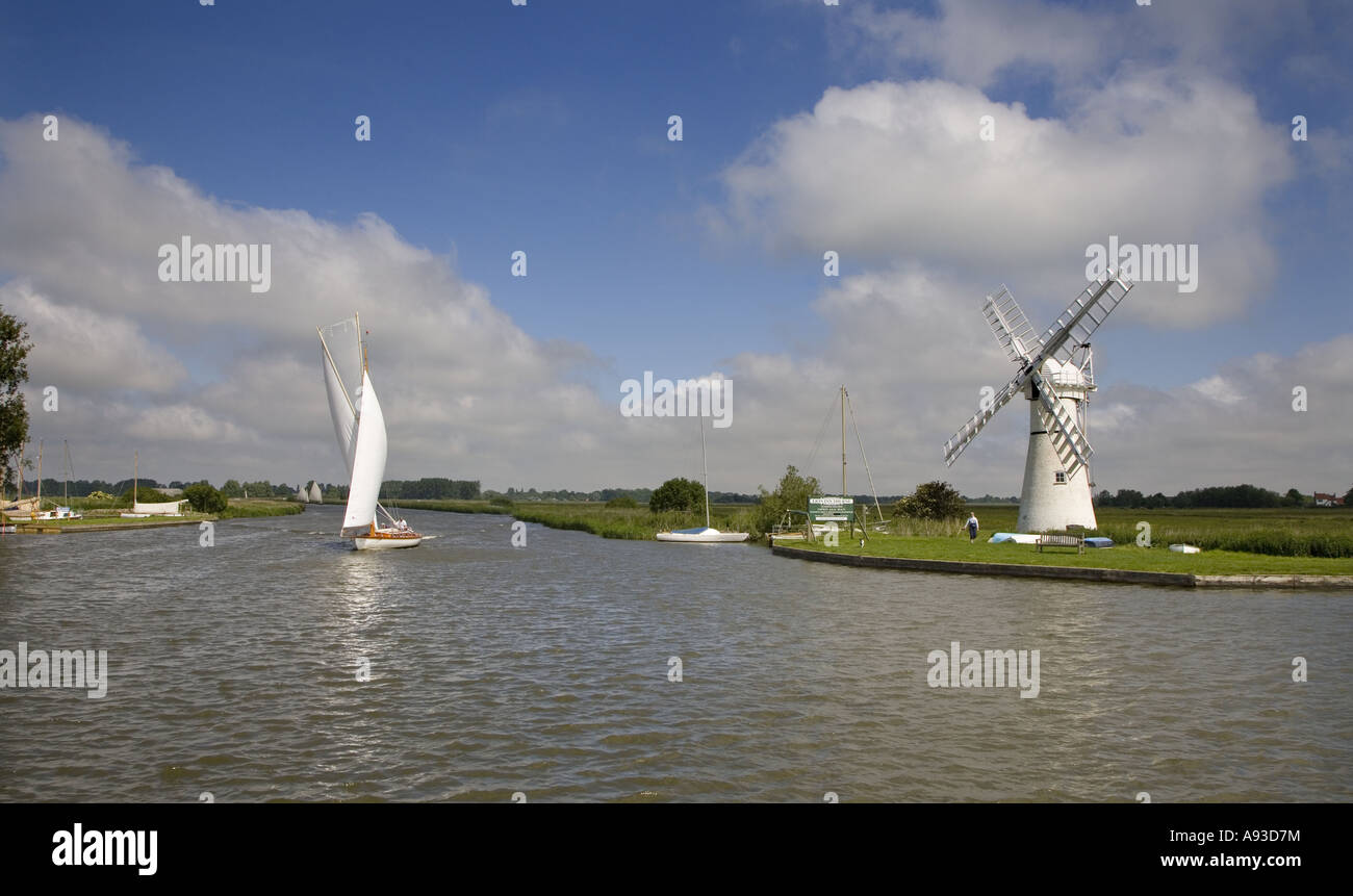 Thurne Windmill on the River Thurne Norfolk Broads National Park ...