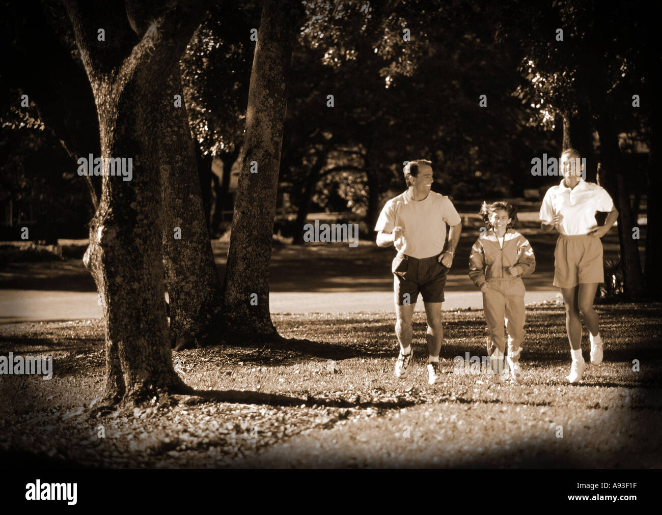 Family trim hi-res stock photography and images - Alamy