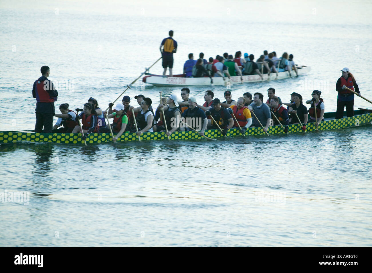 Dragon boat practice hi-res stock photography and images - Alamy