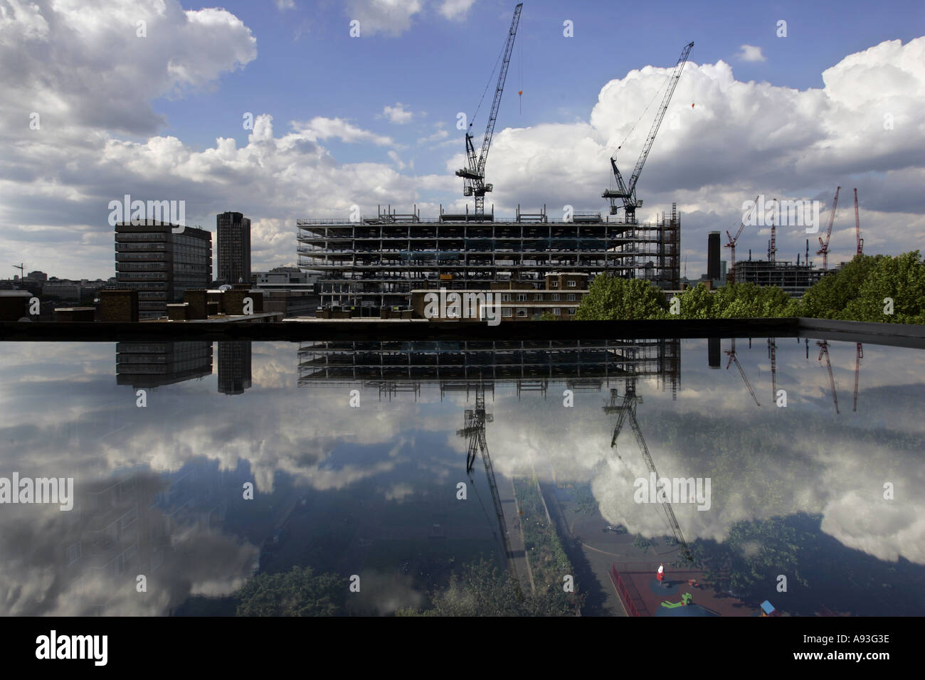 New building London England uk Stock Photo - Alamy