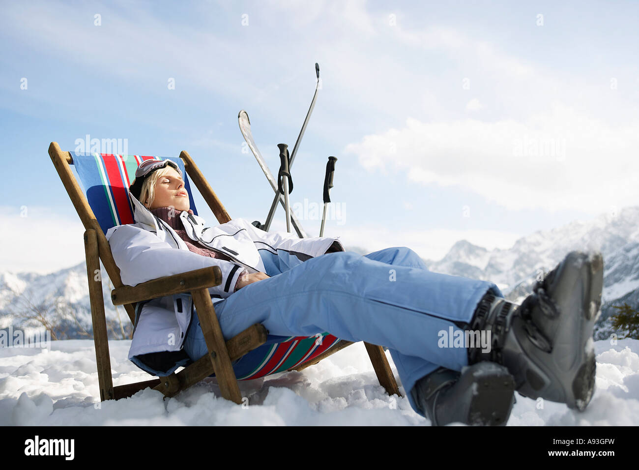 Apres ski activities hi-res stock photography and images - Alamy