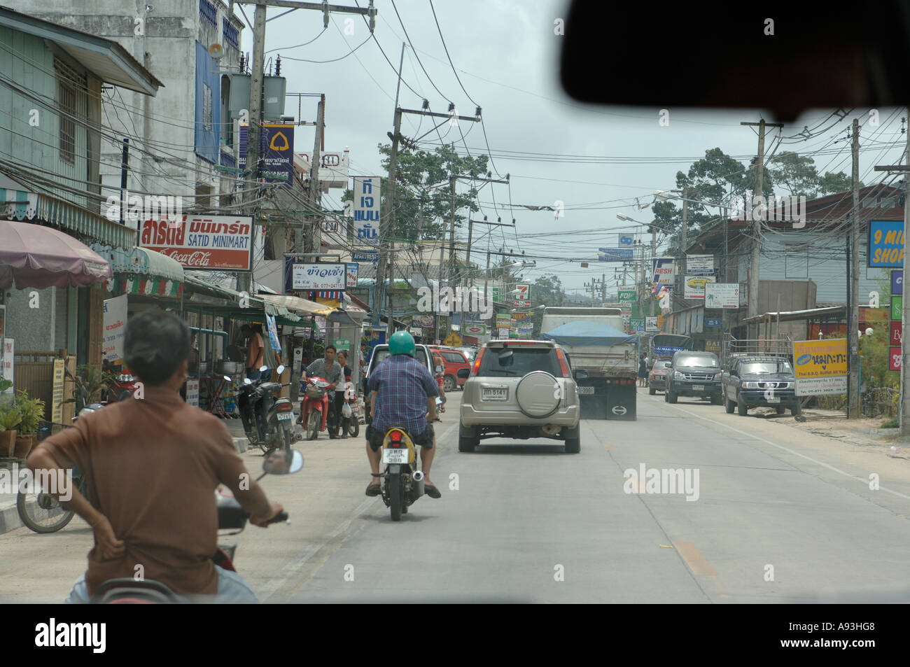 PIC DAN KENNEDY THE TOWN OF CHAWENG ON KOH SAMUI THAILAND Stock Photo ...