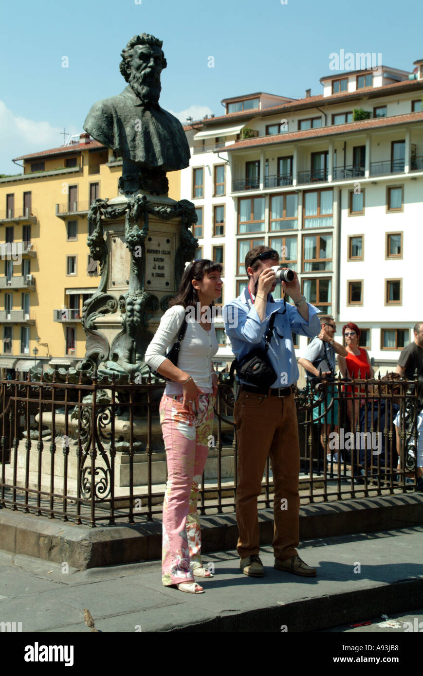 Florence Tuscany Italy bust of Cellini on Ponte Vecchio Stock Photo - Alamy