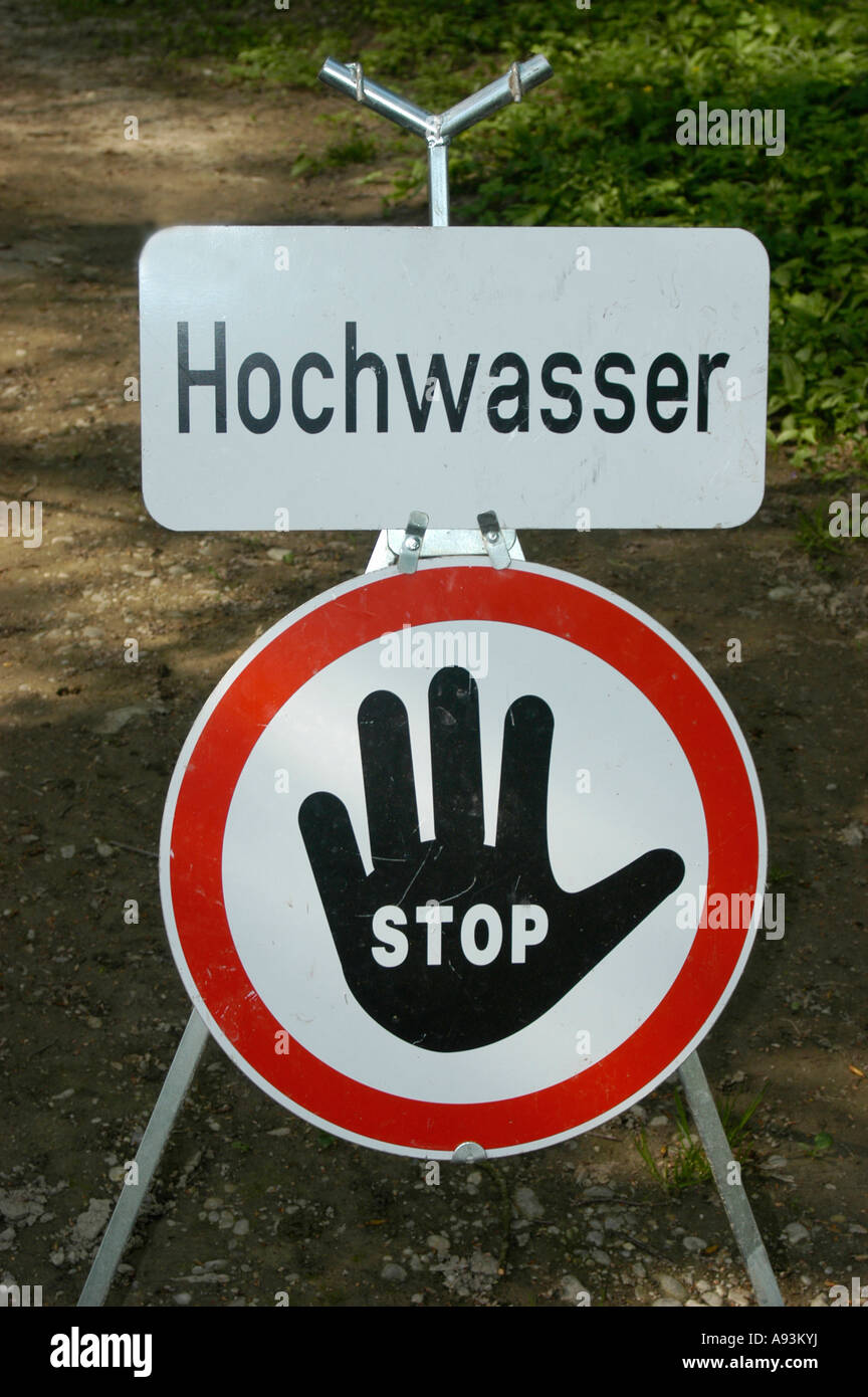 Warning flooding hi-res stock photography and images - Alamy