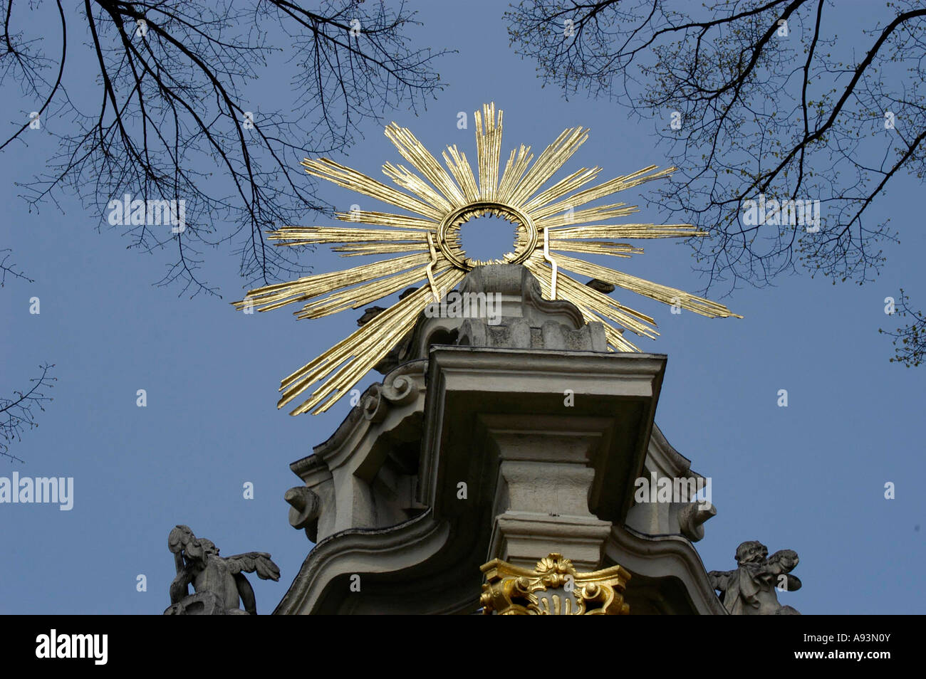 column detail star shaped Stock Photo - Alamy
