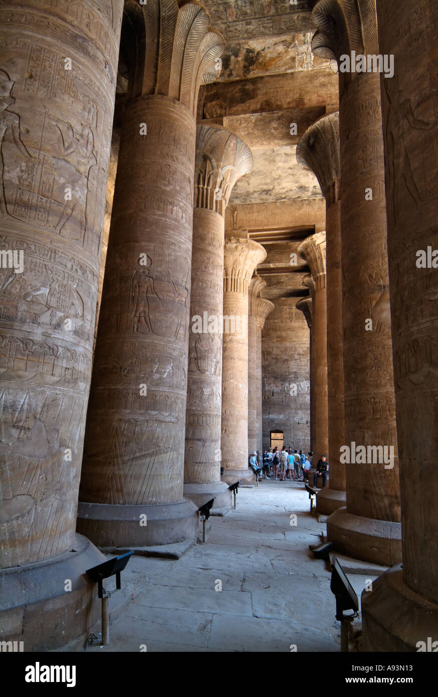 Hypostyle hall edfu temple edfu hi-res stock photography and images - Alamy