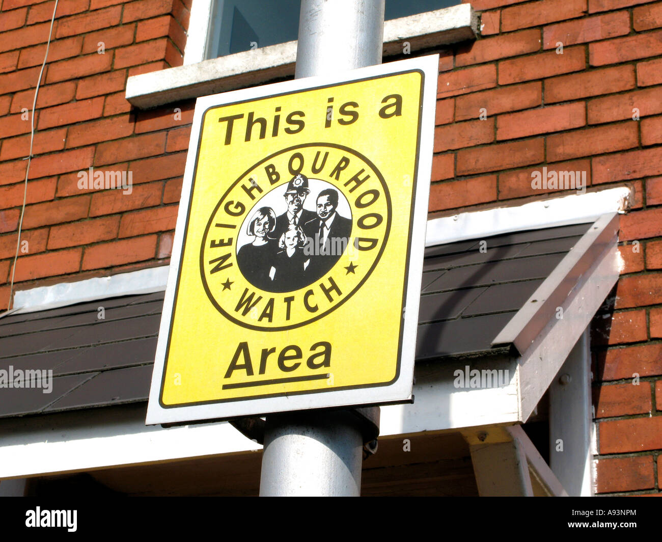 Generic neighbourhood watch sign on lamp post outside house in UK Stock ...