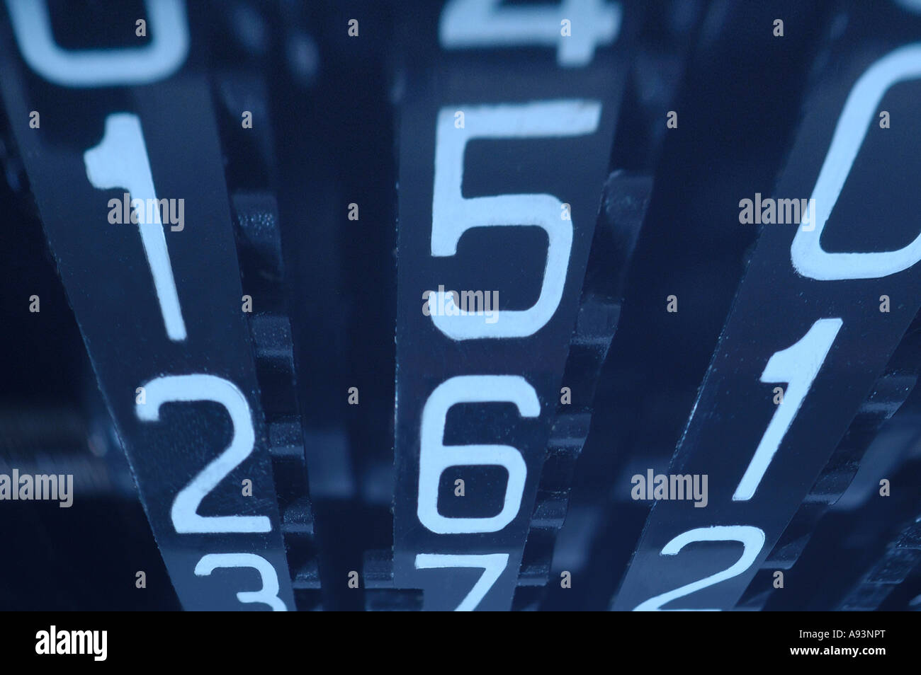 Mechanical figures hi-res stock photography and images - Alamy