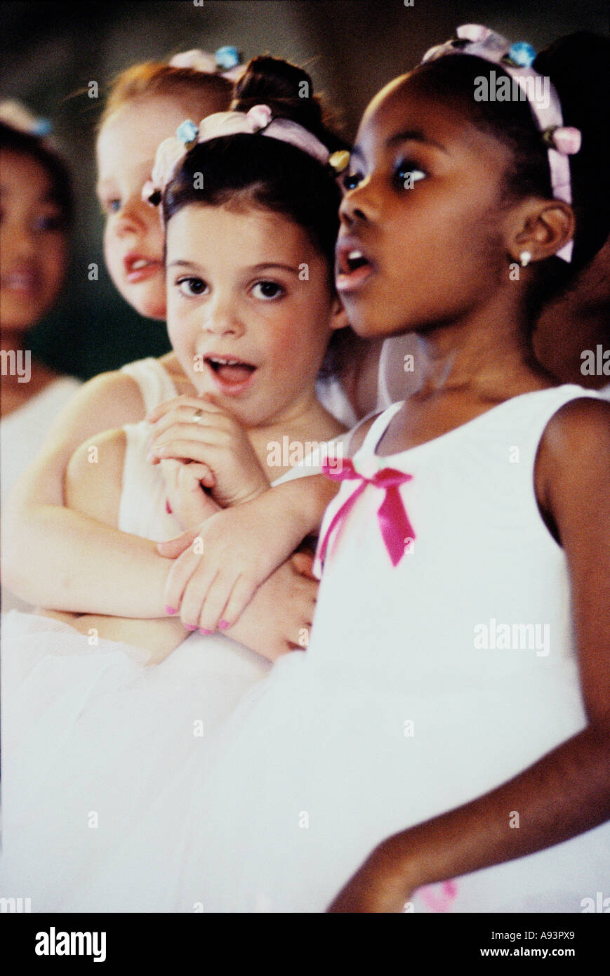 Ballet stand hi-res stock photography and images - Alamy