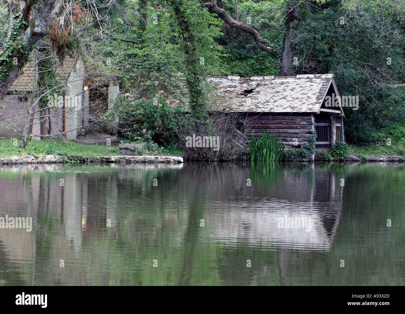Cornwall devon lake hi-res stock photography and images - Alamy