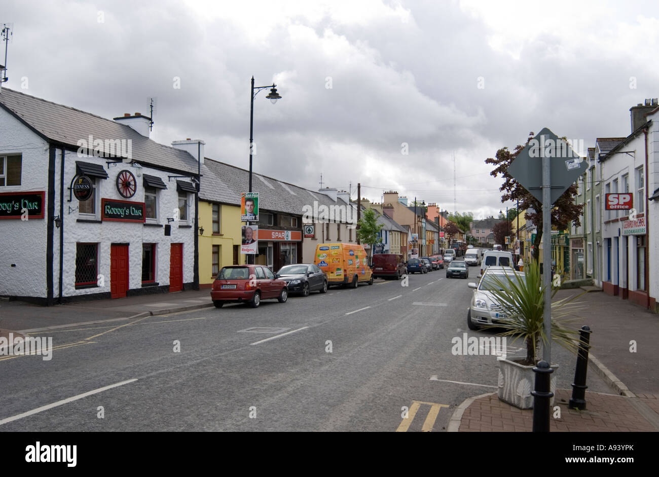 Glenties County Donegal Ireland The High Street Stock Photo - Alamy