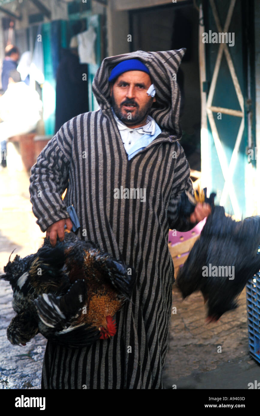 Man selling chickens hi-res stock photography and images - Alamy