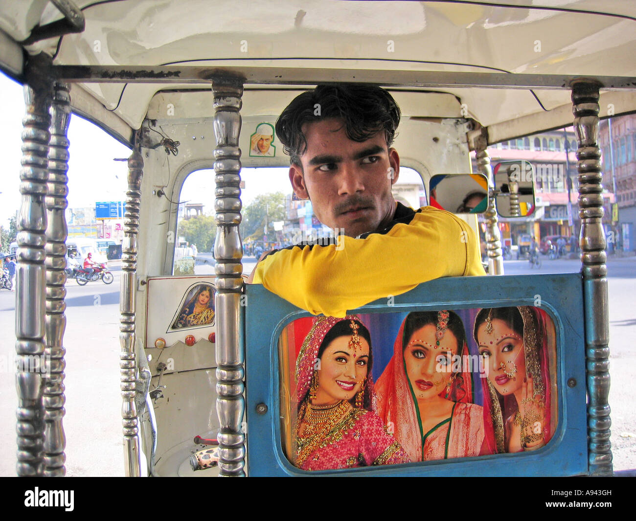 Indian taxi driver Stock Photo - Alamy