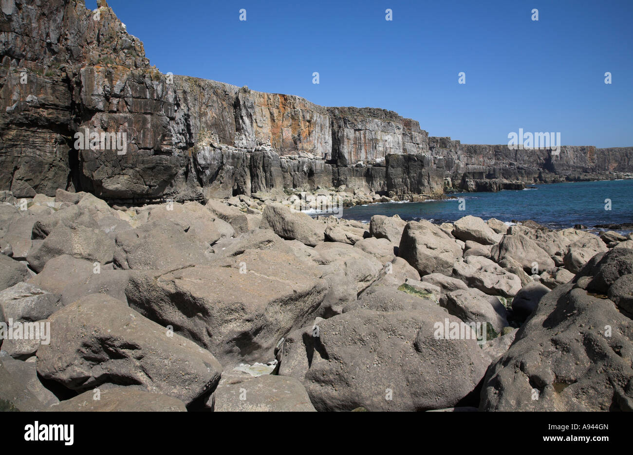 Welsh coastal features hi-res stock photography and images - Alamy