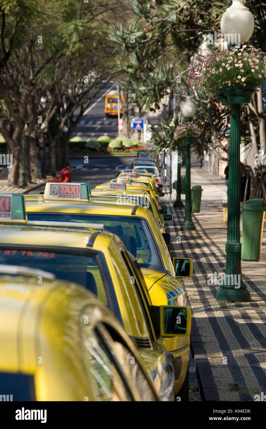 Taxis Funchal Madeira Stock Photos & Taxis Funchal Madeira Stock Images ...