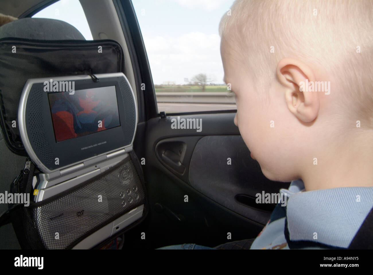 In car entertainment dvd hi-res stock photography and images - Alamy