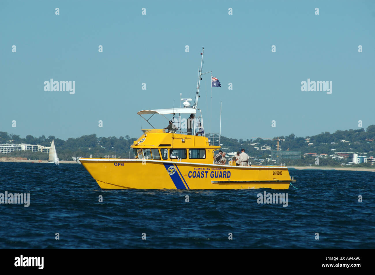 VMR Volunteer Marine Rescue Boat Rescues A Broken Down Speedboat Off vmr-volunteer-marine-rescue-boat-rescues-a-broken-down-speedboat-off
