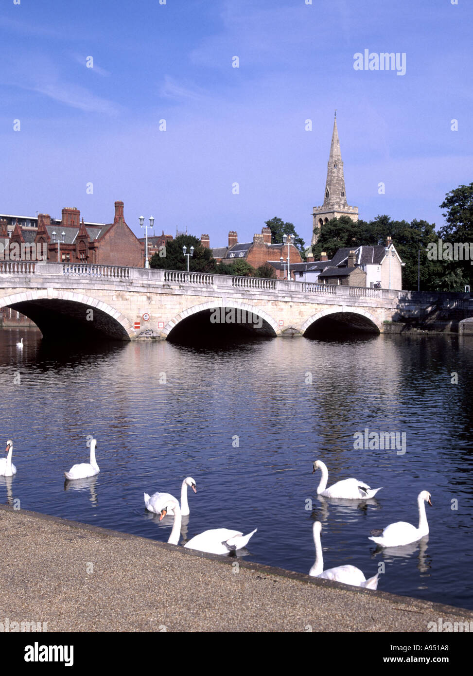 Bedford Bedfordshire historical River Ouse bridge in urban landscape ...