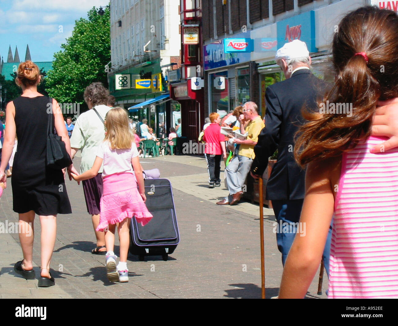 Typical Busy Town Centre Scene Great Yarmouth Norfolk England Great ...