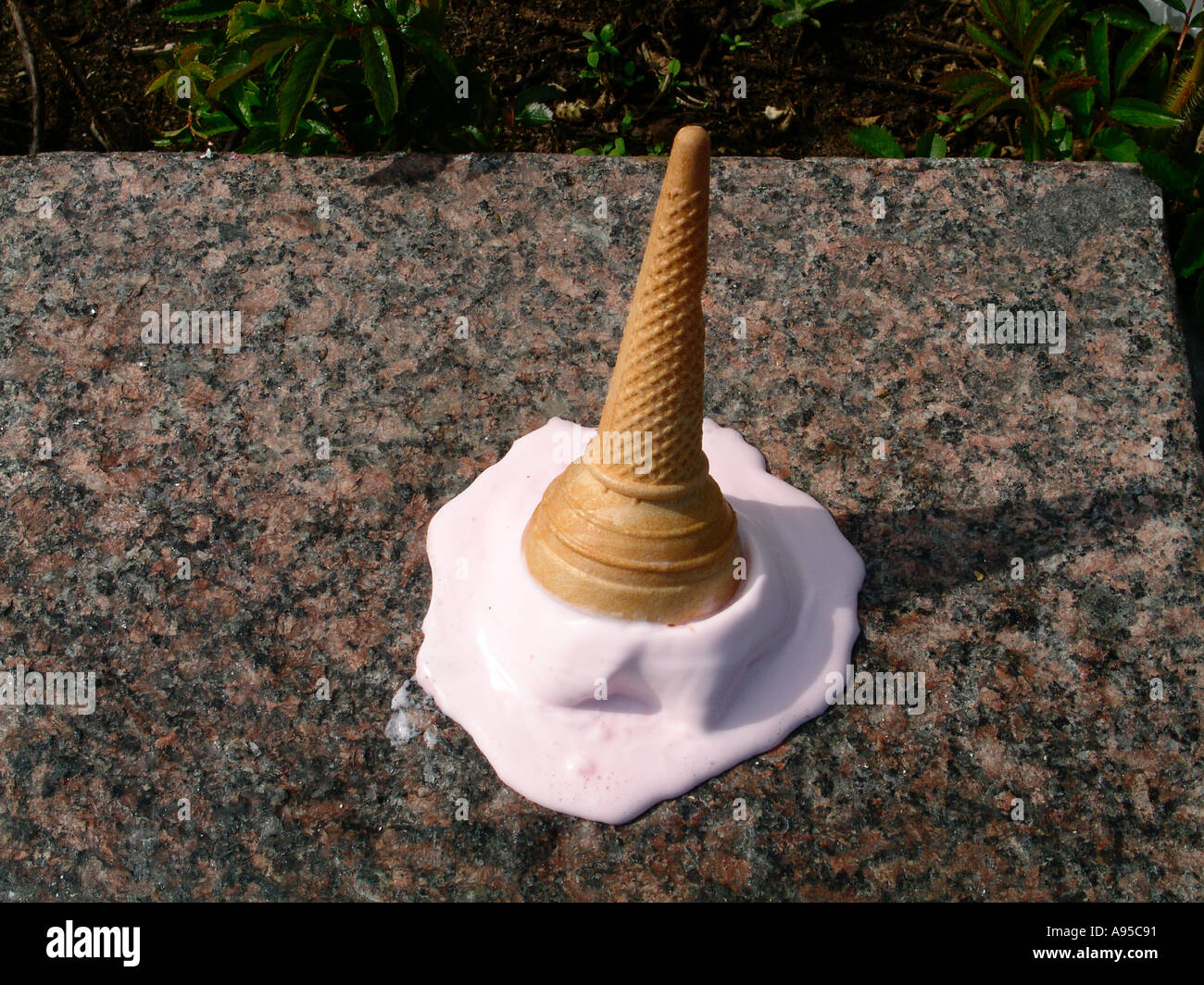 dropped ice cream Stock Photo - Alamy