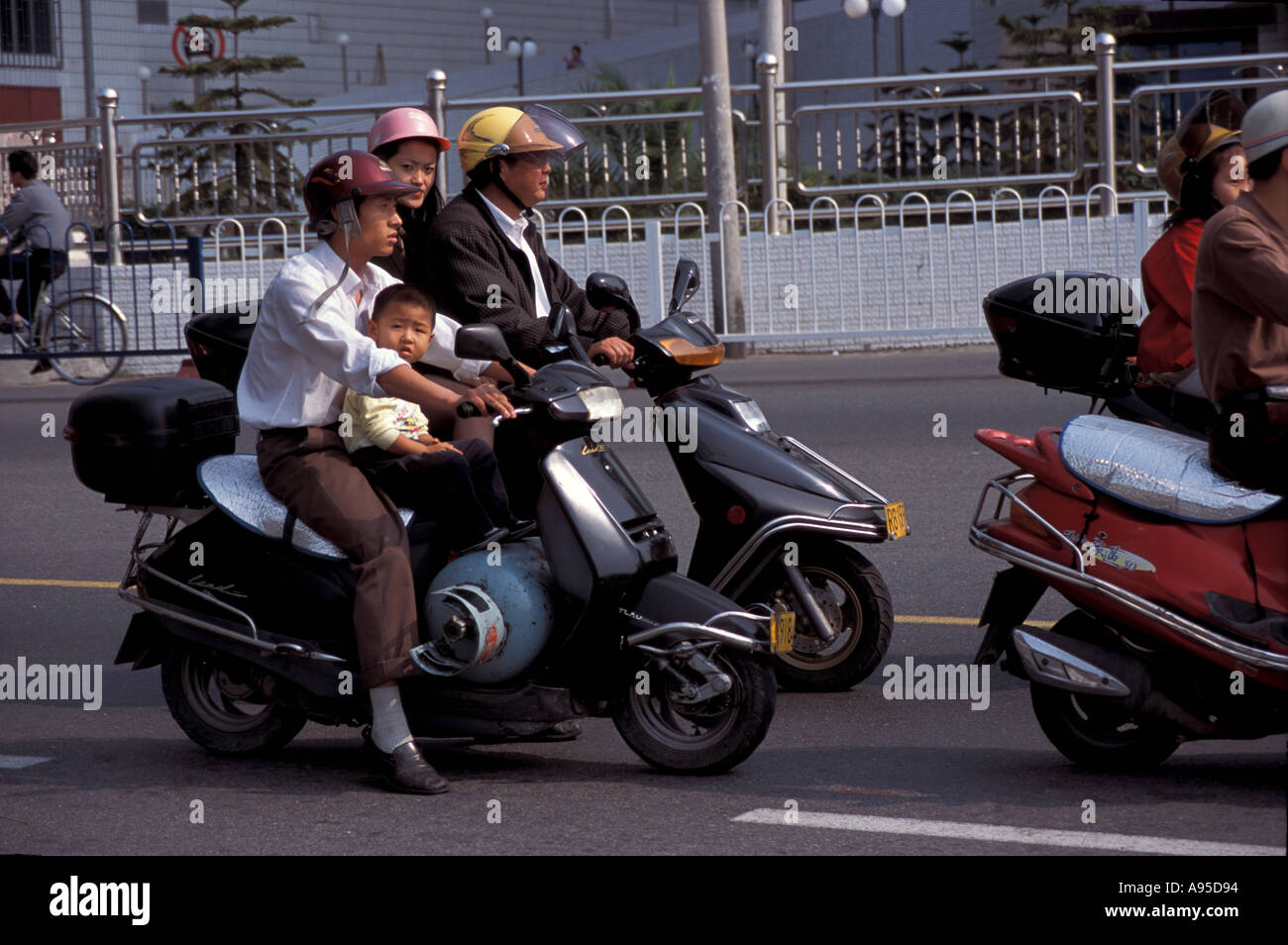 Chinese transportation scooter motorbike motorcycle Stock Photo - Alamy