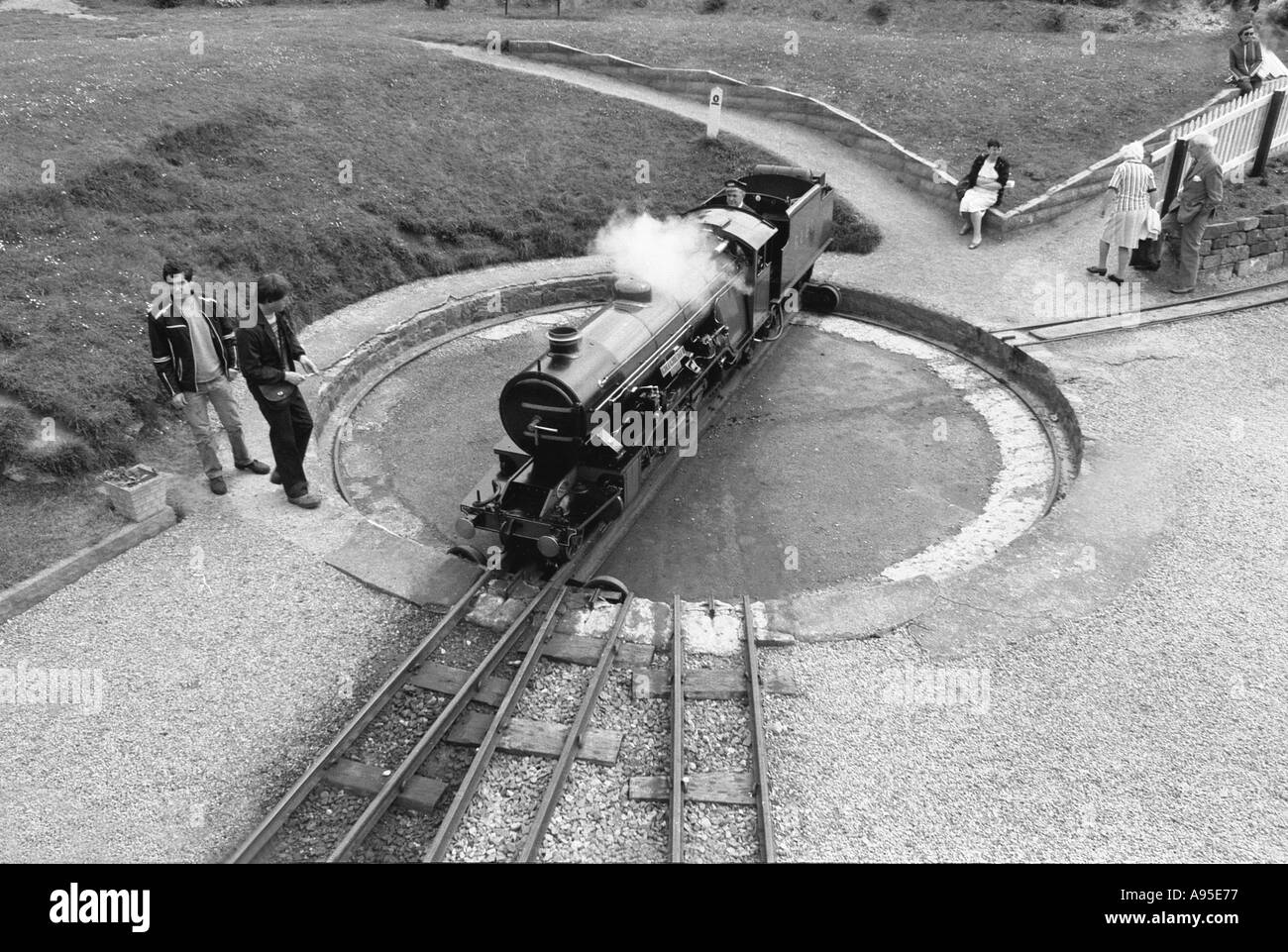 1980s turntable hi-res stock photography and images - Alamy