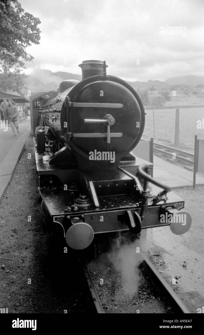 Monochrome steam train hi-res stock photography and images - Alamy