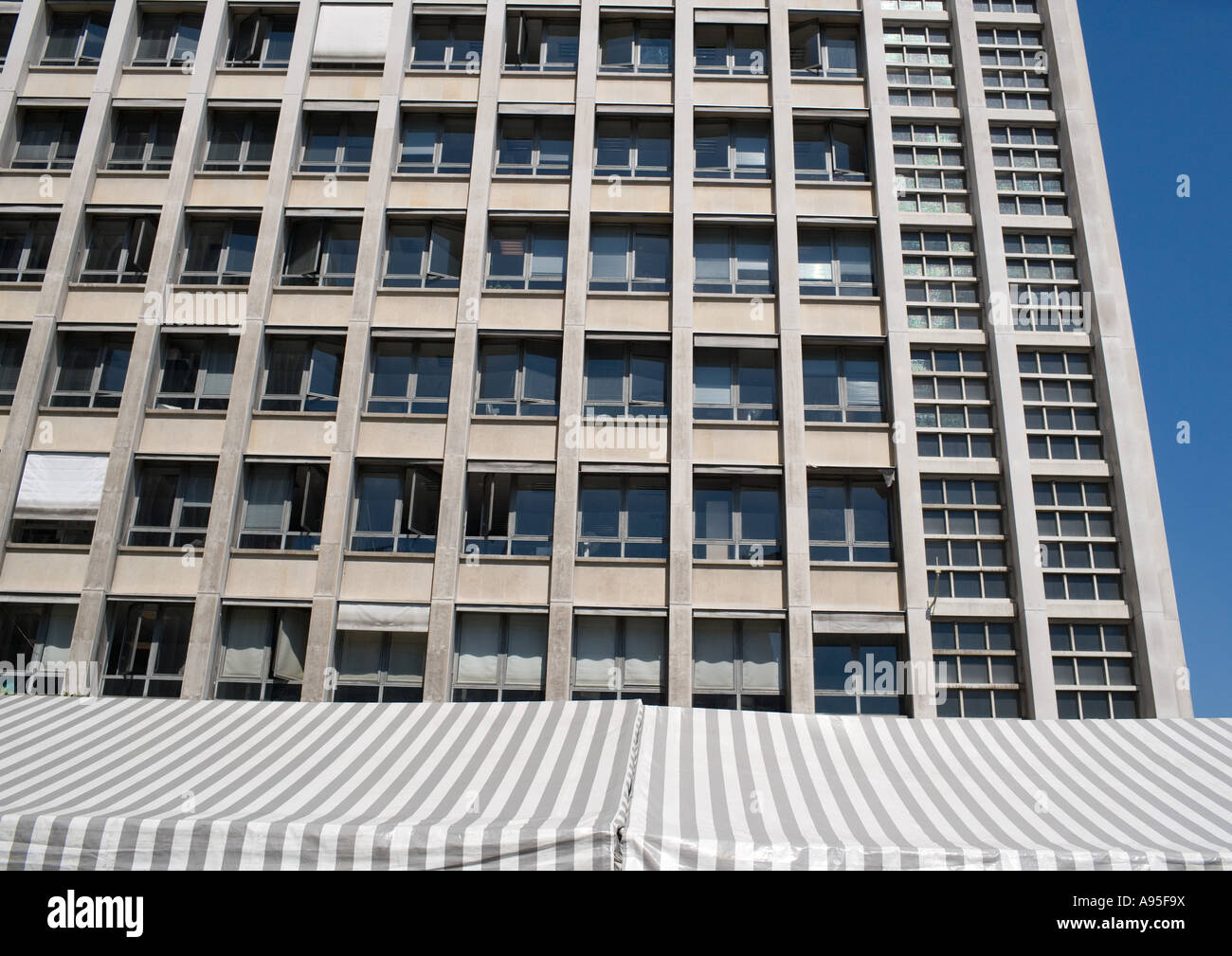 High rise building Stock Photo - Alamy