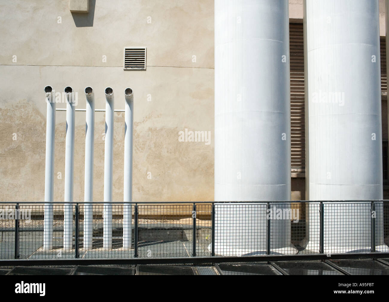 Duct rail hi-res stock photography and images - Alamy